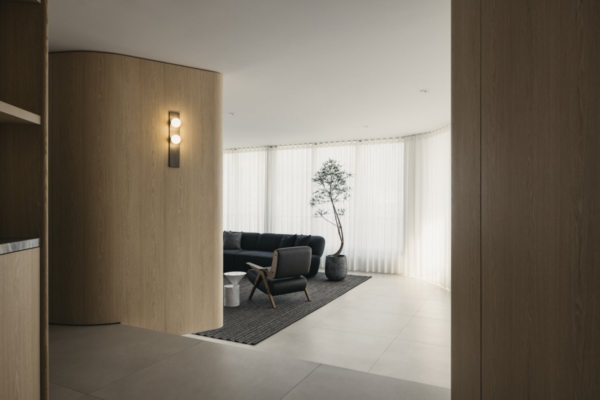 YINJISPACE - 932 Designs x Balmoral House